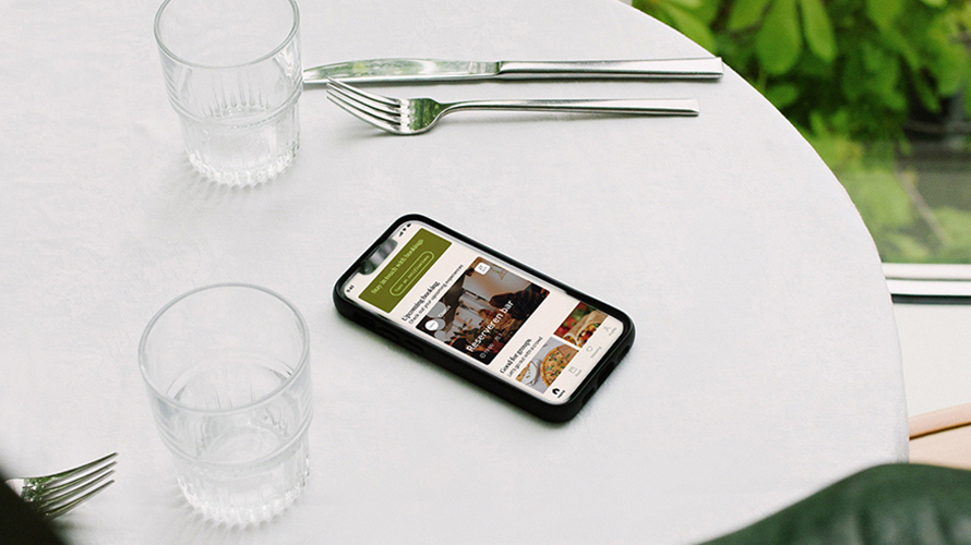 Zenchef mobile app, Your table is waiting.